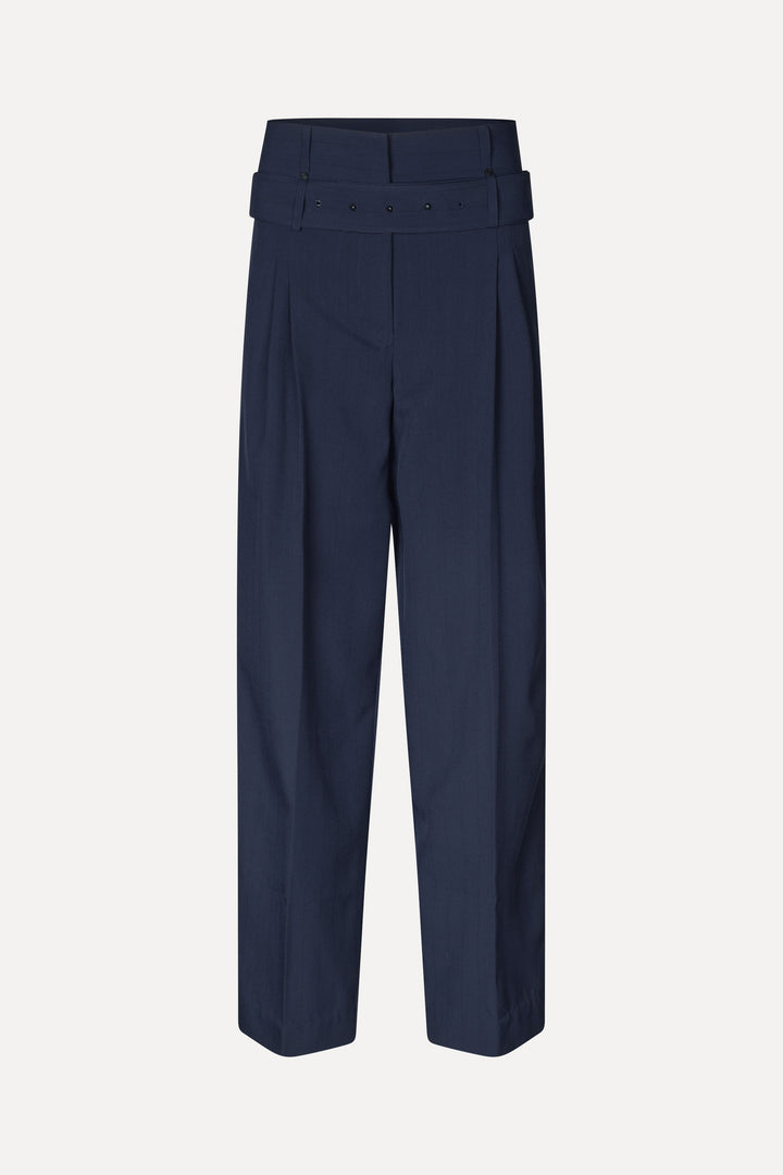 Tailoring - Femine Pants & Blazers - Stine Goya